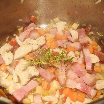 Supă de linte roșie cu pui, bacon și smântână | Chef Nicolaie Tomescu