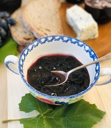 Dulceață de struguri negrii din numai 3 ingrediente și fără conservanți ...
