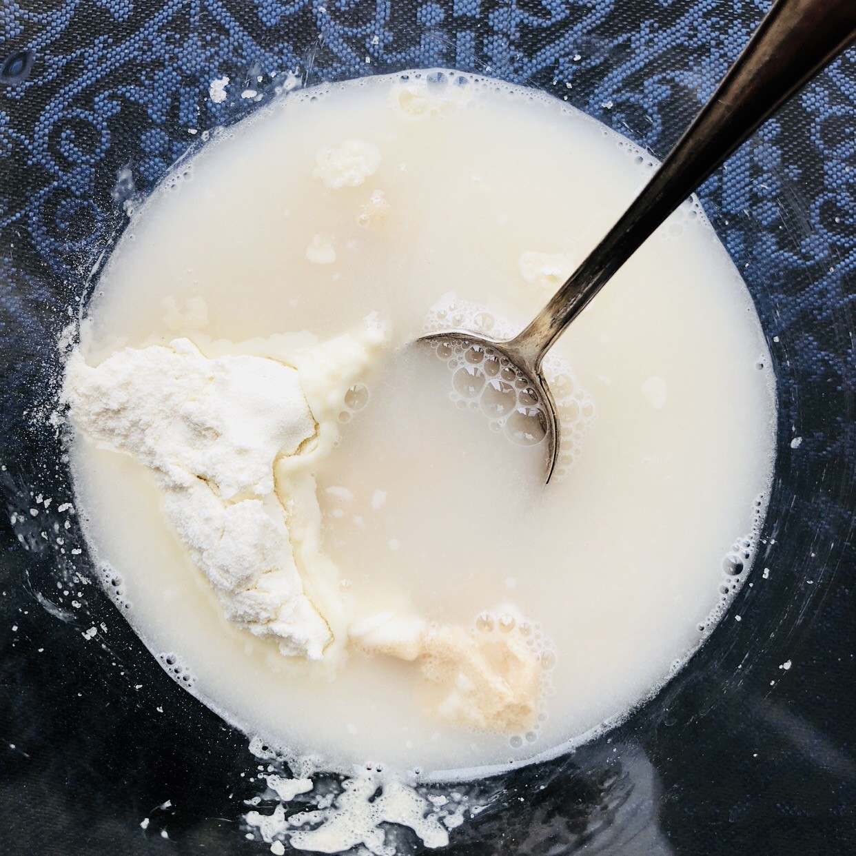Pita de mălai, mălai copt sau mălai dulce, reteta tradițională din ...